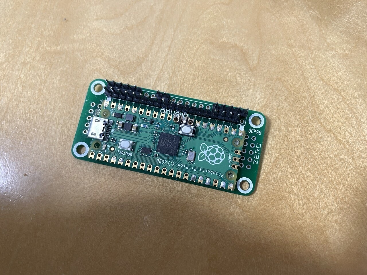 Pimoroni KeybowをRaspberry Pi Picoで使えるようにしてみる - あっきぃ日誌