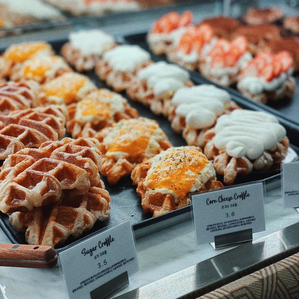 Knotted Donuts in ソウル - Seoul Cause
