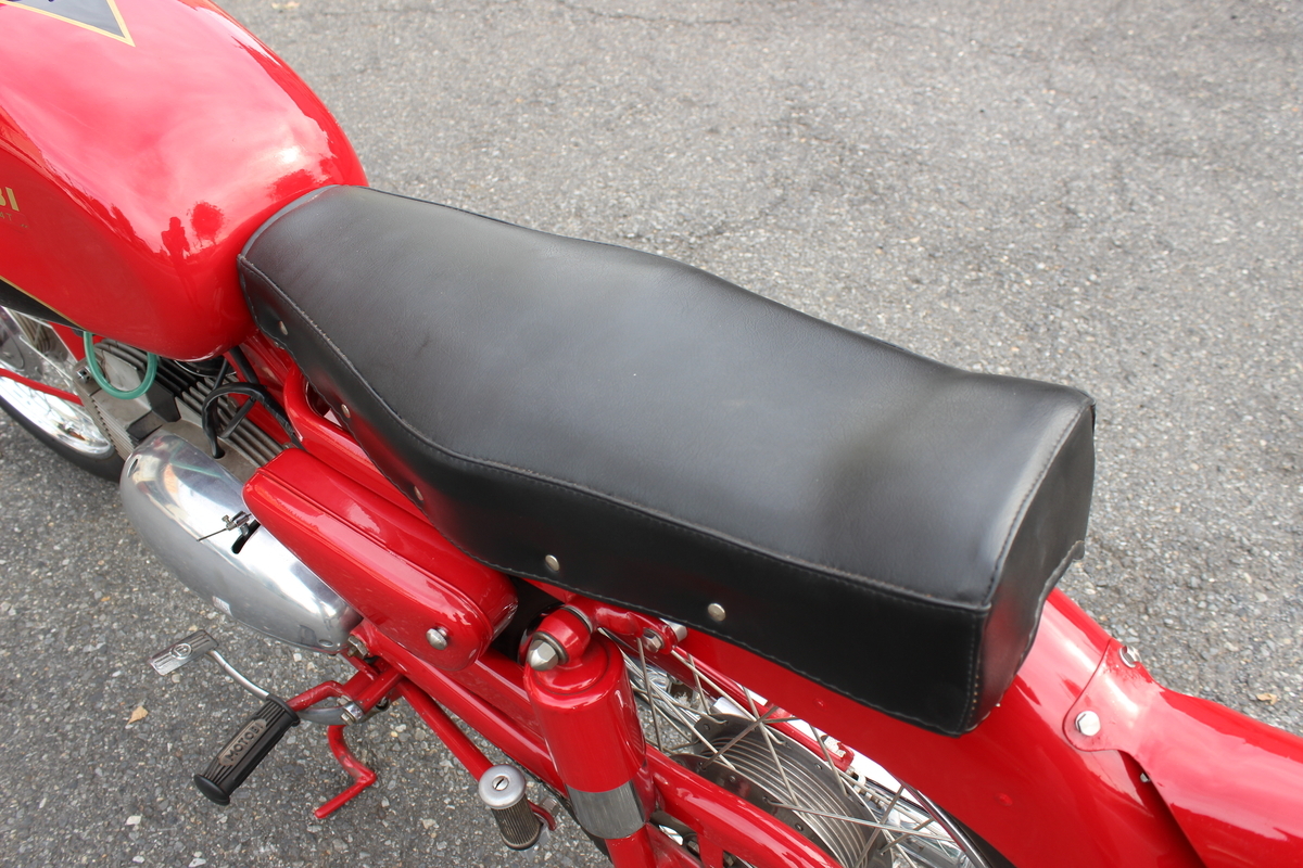 Motobi 175 Catria 入荷。 - Bat Motorcycles Italian