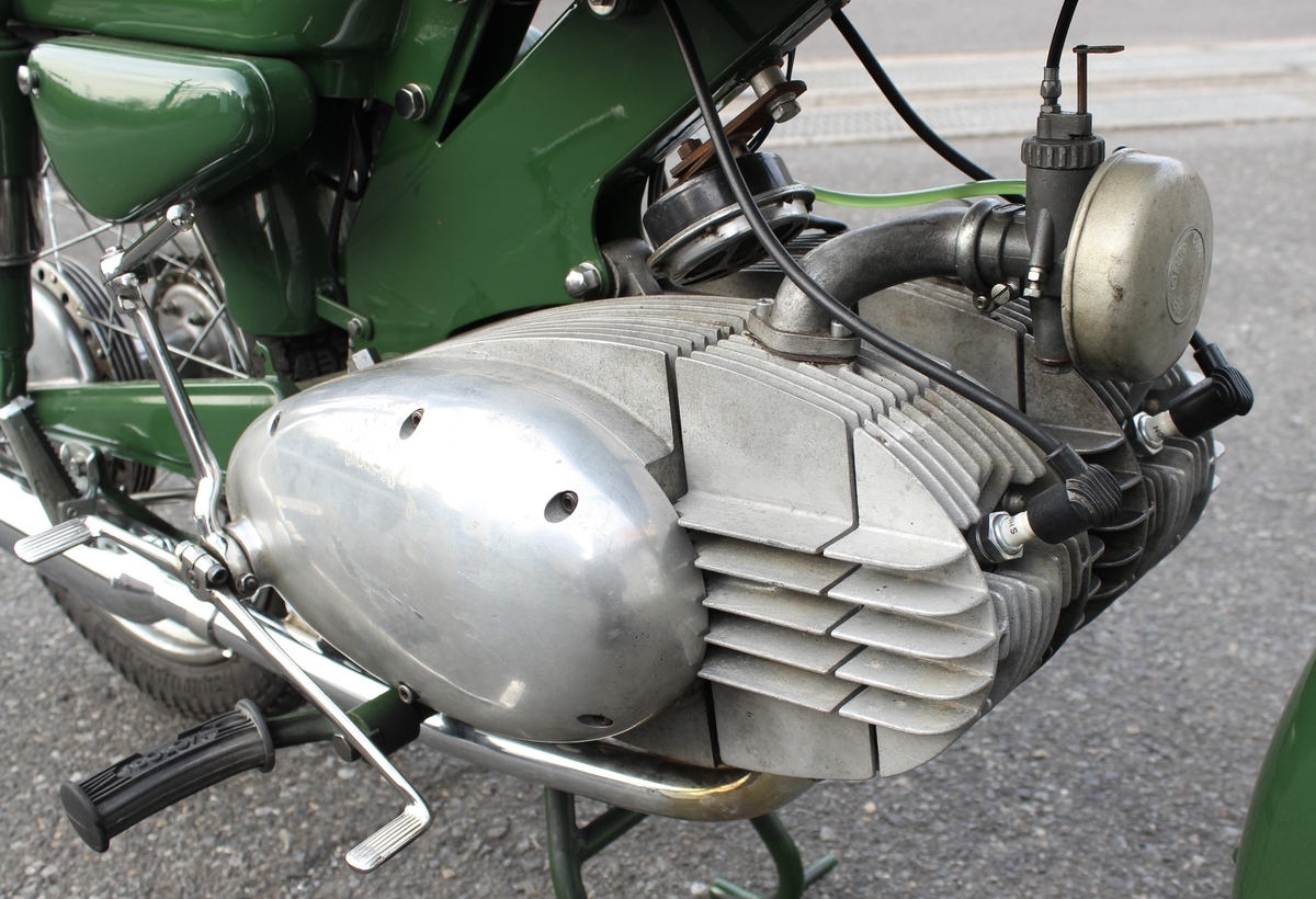 Motobi 200 Spring Lasting 入荷。 - Bat Motorcycles Italian