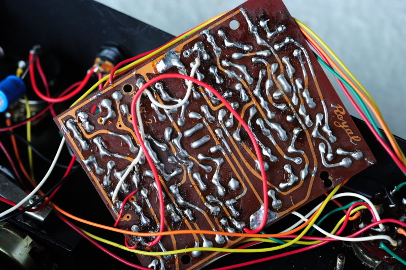 Royal Cosmo Wah Machine CW-1 - エフェクター写真館