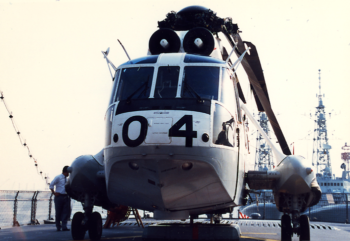 個別「[飛行機]1988年5月晴海にて 護衛艦「しらゆき」艦上のHSS-2B(8104)」の写真、画像 - 飛行機 - Blueforce's ...