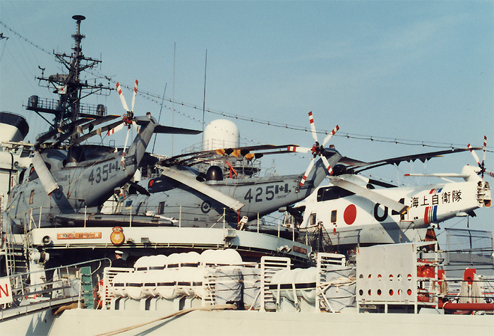 個別「[飛行機]駆逐艦「ヒューロン」搭載のCH-124と護衛艦「しらゆき」搭載のHSS-2B」の写真、画像 - 飛行機 - Blueforce ...