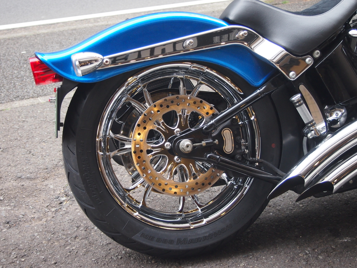 2005 FXST Wheel Custom Performance Machine Paramount 21"&18" Wheels ...