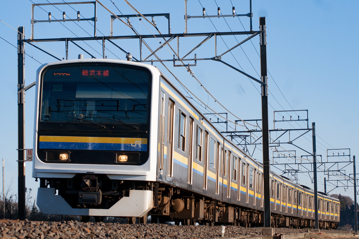 【リメイク】朝のモノサクでの撮影。E257系10両「しおさい4号」、E217系快速(多数)、209系ローカル、E259系旧塗装。（令和5年2月） - ひがなり雑記帳