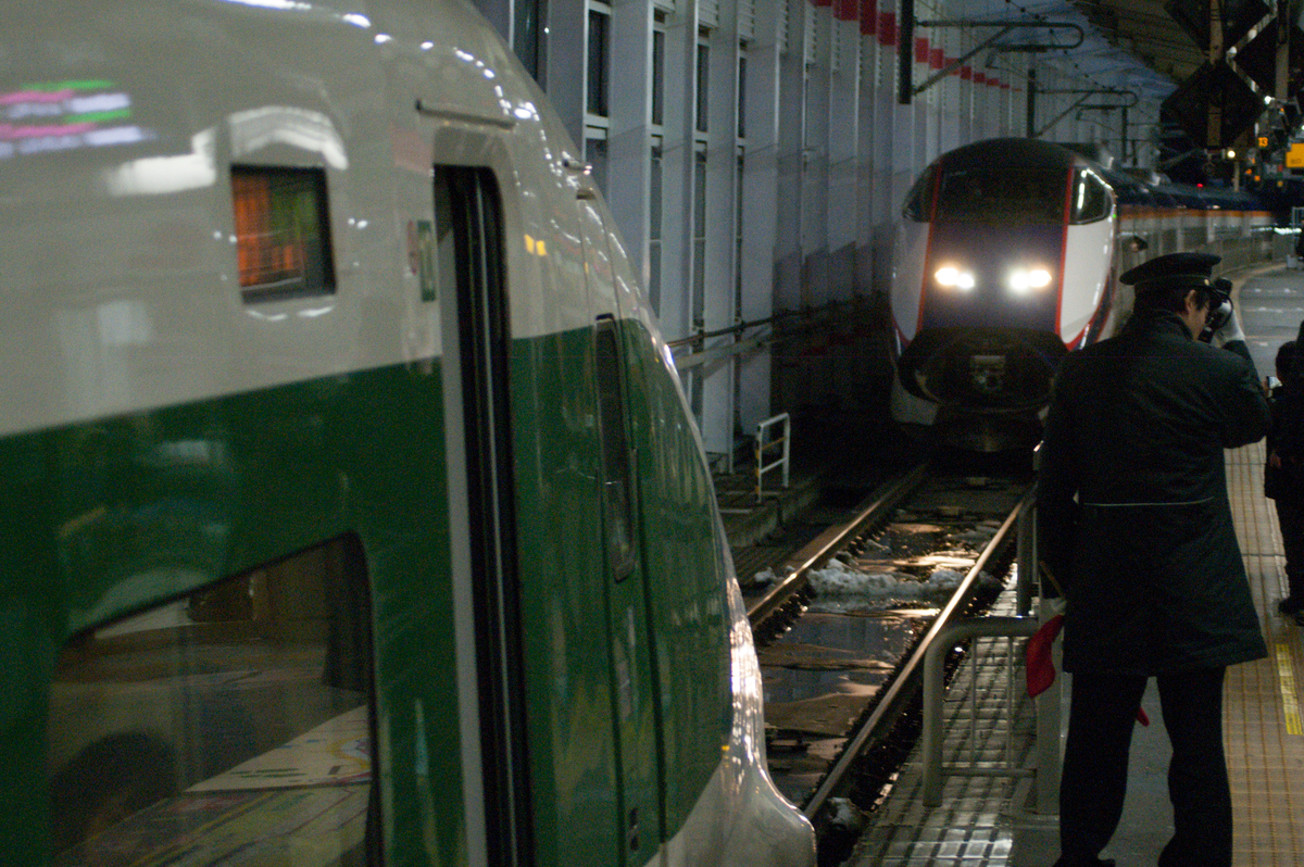 青森帰省の帰路#2。福島駅アプローチ線完成前に、E2系+E3系の葬式鉄。またまた登場J66編成。E2系と255系での帰り道。 - ひがなり雑記帳