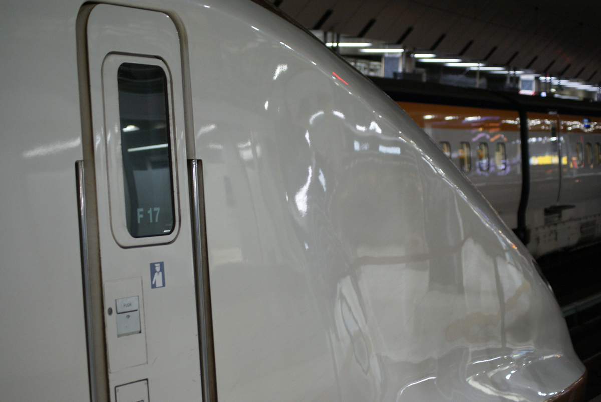 E7系とき号での高崎遠征の帰り道と、東京駅での新幹線（E5系・W7系代走・E7系・E8系・N700系・N700S）撮影と、帰り道のE217系グリーン車。 - ひがなり雑記帳