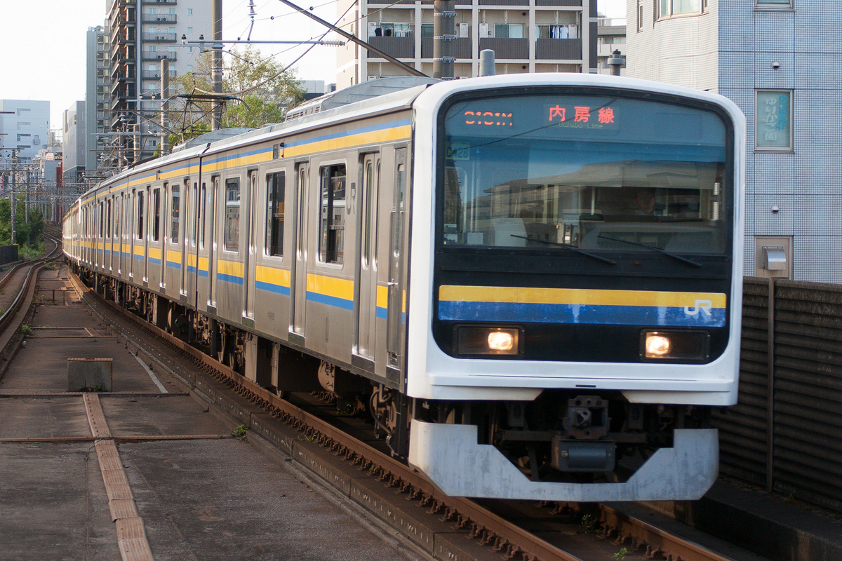 令和5年夏の千葉帰省とJR撮影。209系、E235系、E257系、E217系、E353系、EF210、255系、E233系。友情出演：313系中央西線代走、京成3500形3544編成。 - ひ ...