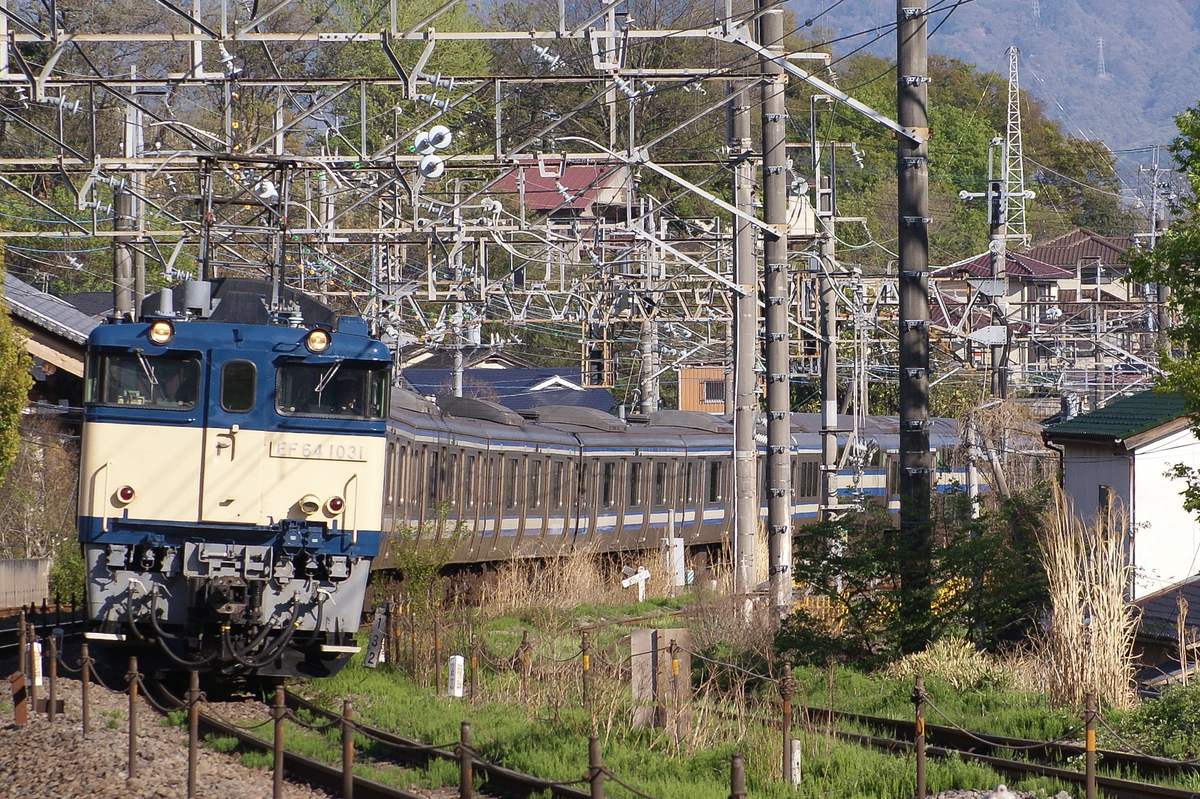 EF64形1031号機牽引のE217系Y-35編成の廃車回送を甲府で迎撃。中央線・身延線撮影記。EH200、E353系、373系、313系も友情出演。 - ひがなり雑記帳