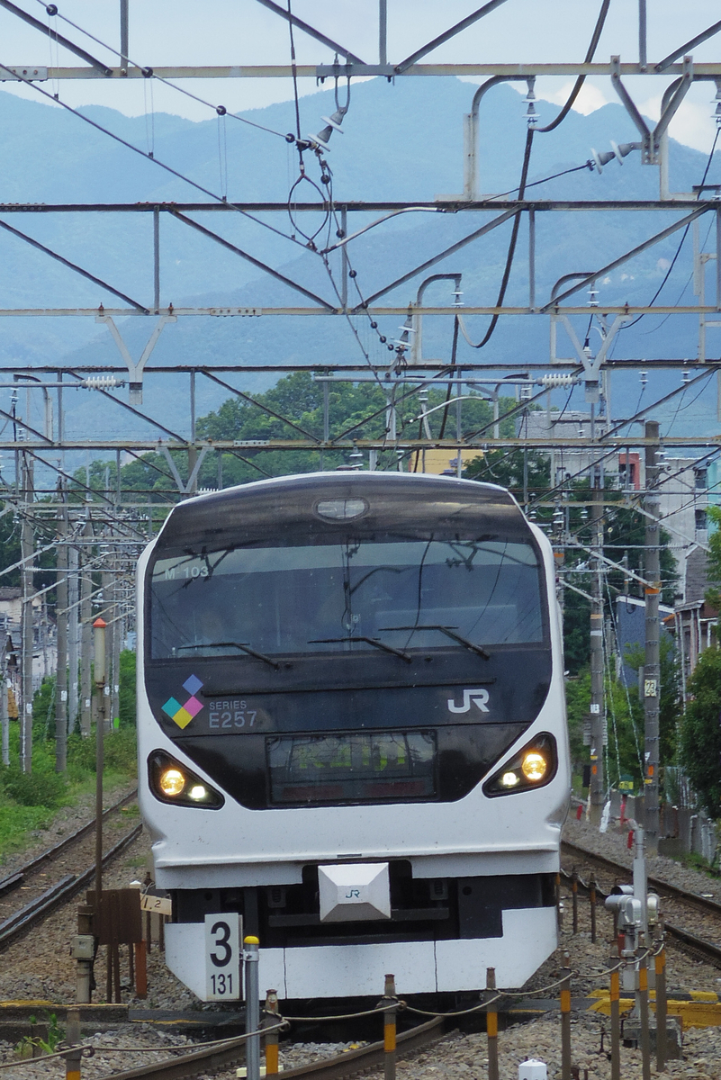 平成30年6月の中央東線撮影記。E257系あずさ・かいじ、211系、E001系四季島（昨日の続きだよ）。友情出演：E257系2000番台 ...