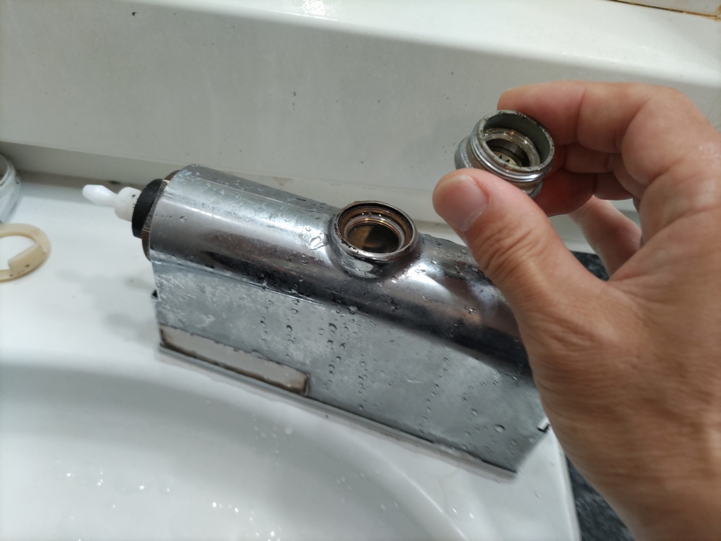 浴室シャワー水栓 KVK KF771 カートリッジ交換 - CosmosBlueのブログ