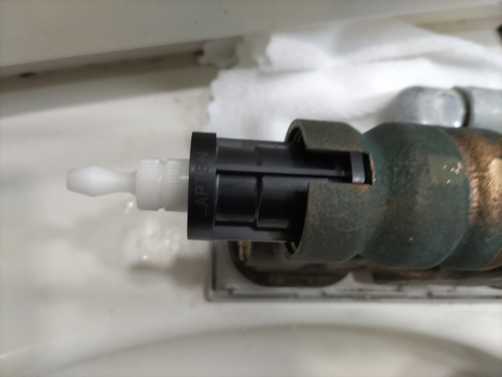 浴室シャワー水栓 KVK KF771 カートリッジ交換 - CosmosBlueのブログ