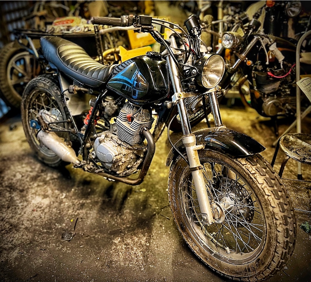 FTR223 一応出来上がり！ - CustombikeLIGHT カスタムバイクライトのブログ