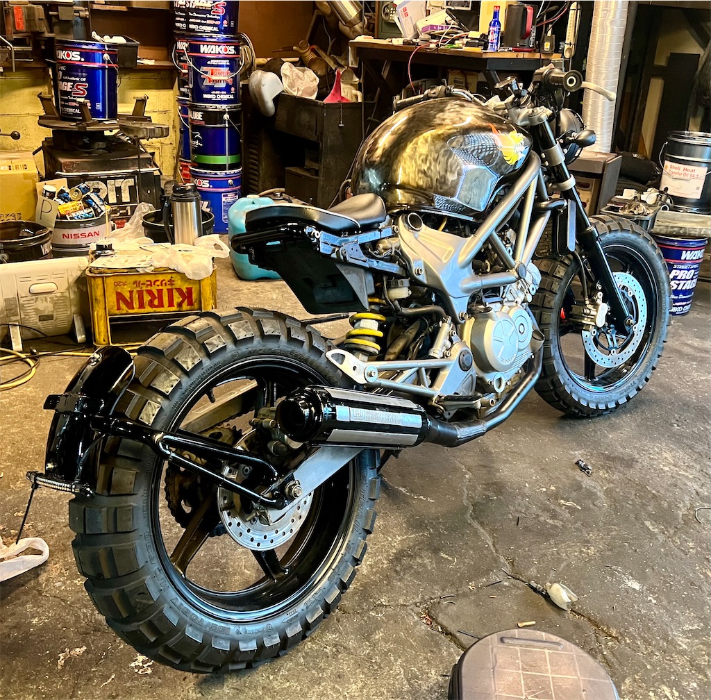 VTR250 選べるカスタム 完成！ - CustombikeLIGHT カスタムバイクライトのブログ