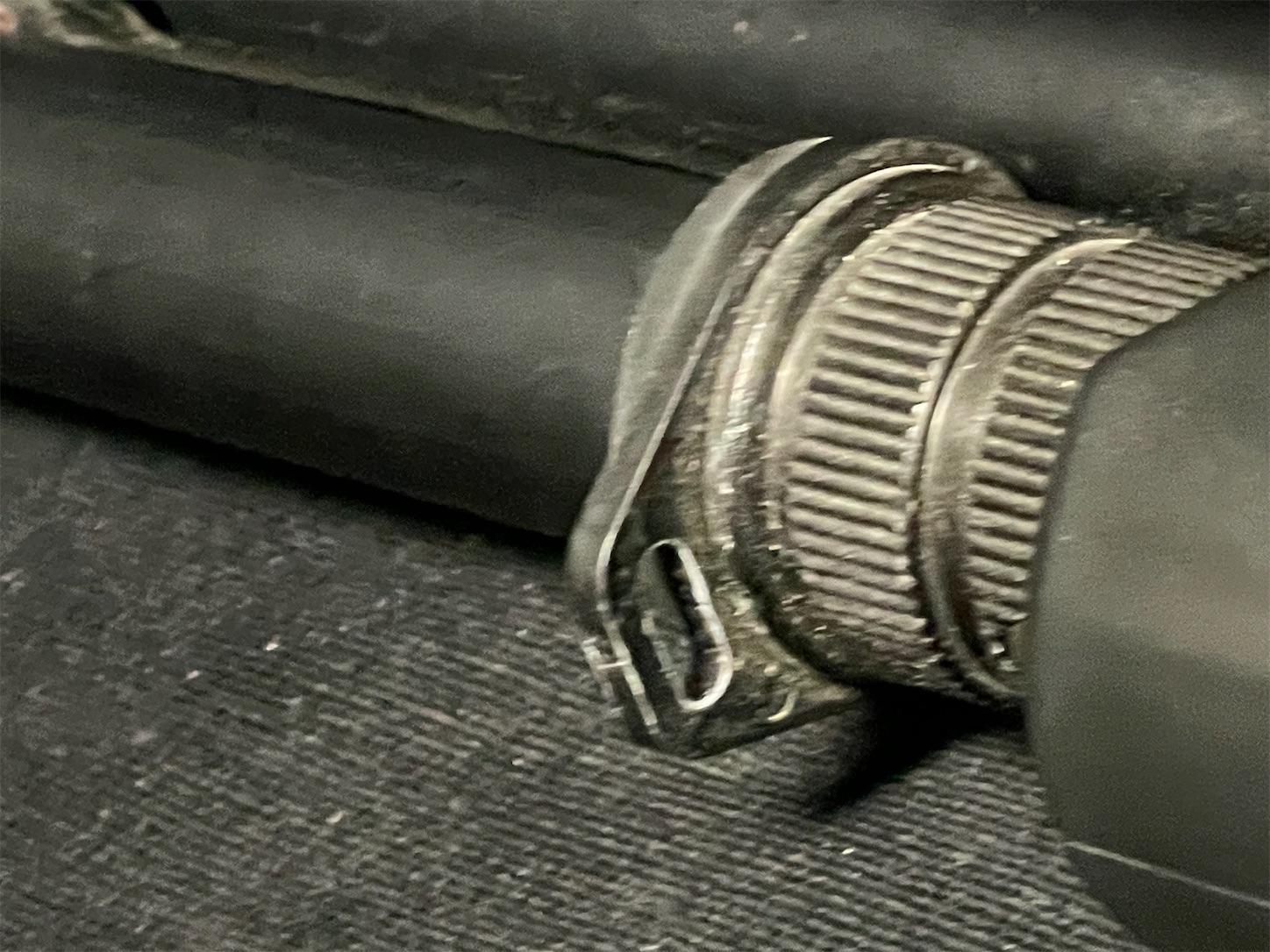 東京マルイ スパス12を・・・見るッ！〜構造編〜 - DT10mmAUTOの日記