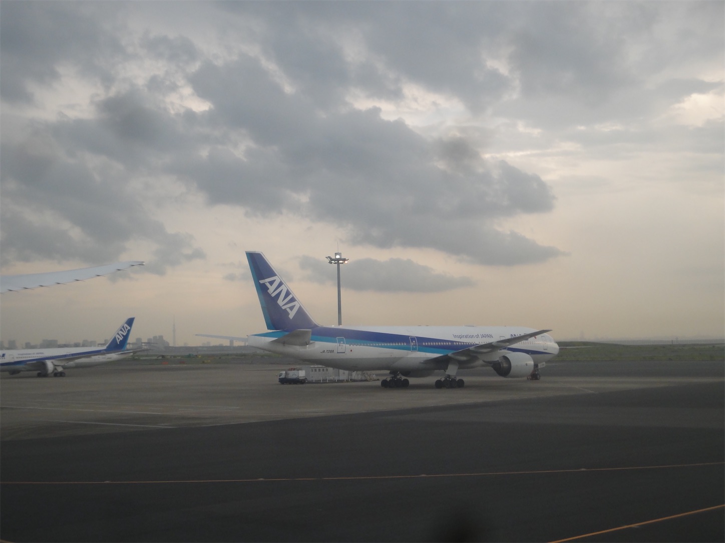 787の長距離線は辛い!? ANA ミュンヘン-東京羽田 NH218 エコノミークラス 搭乗記 - 航空三昧