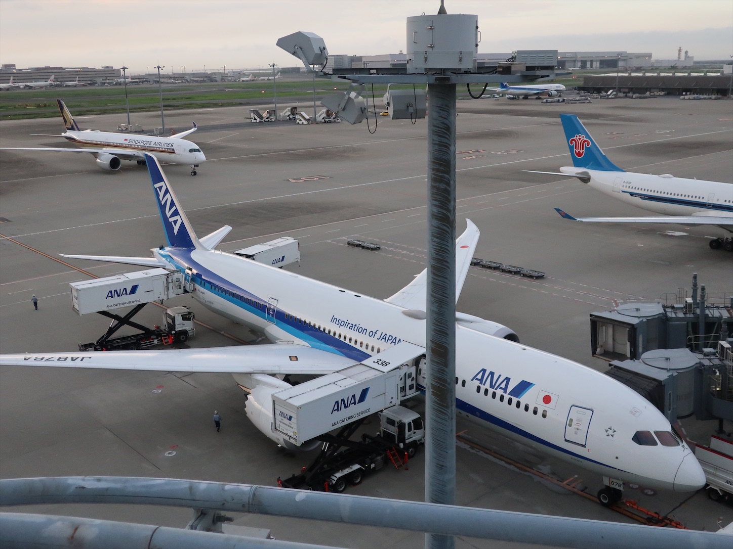 787の長距離線は辛い!? ANA ミュンヘン-東京羽田 NH218 エコノミークラス 搭乗記 - 航空三昧