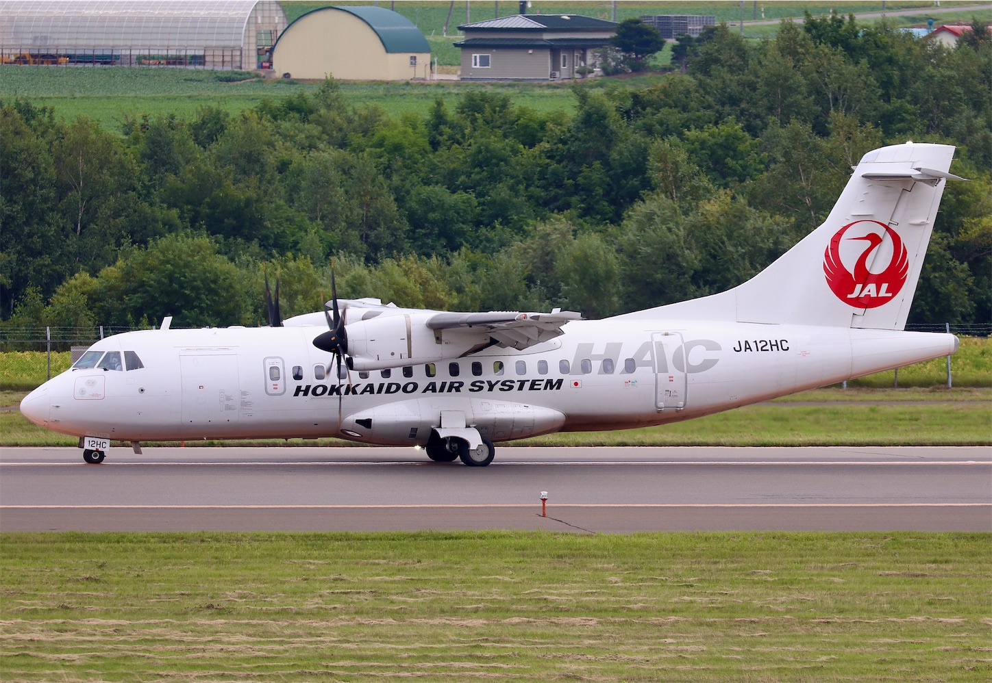 初のターボプロップ搭乗 HAC 女満別-丘珠 JL2720 搭乗記 - 航空三昧