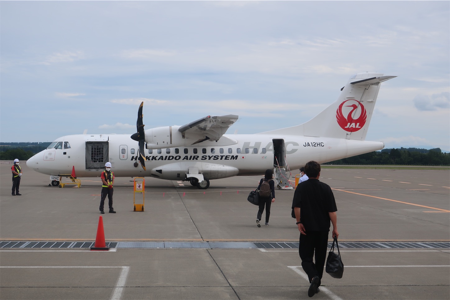 初のターボプロップ搭乗 HAC 女満別-丘珠 JL2720 搭乗記 - 航空三昧