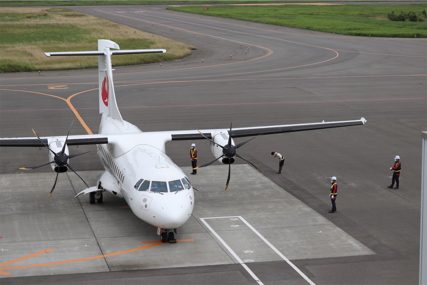 初のターボプロップ搭乗 HAC 女満別-丘珠 JL2720 搭乗記 - 航空三昧