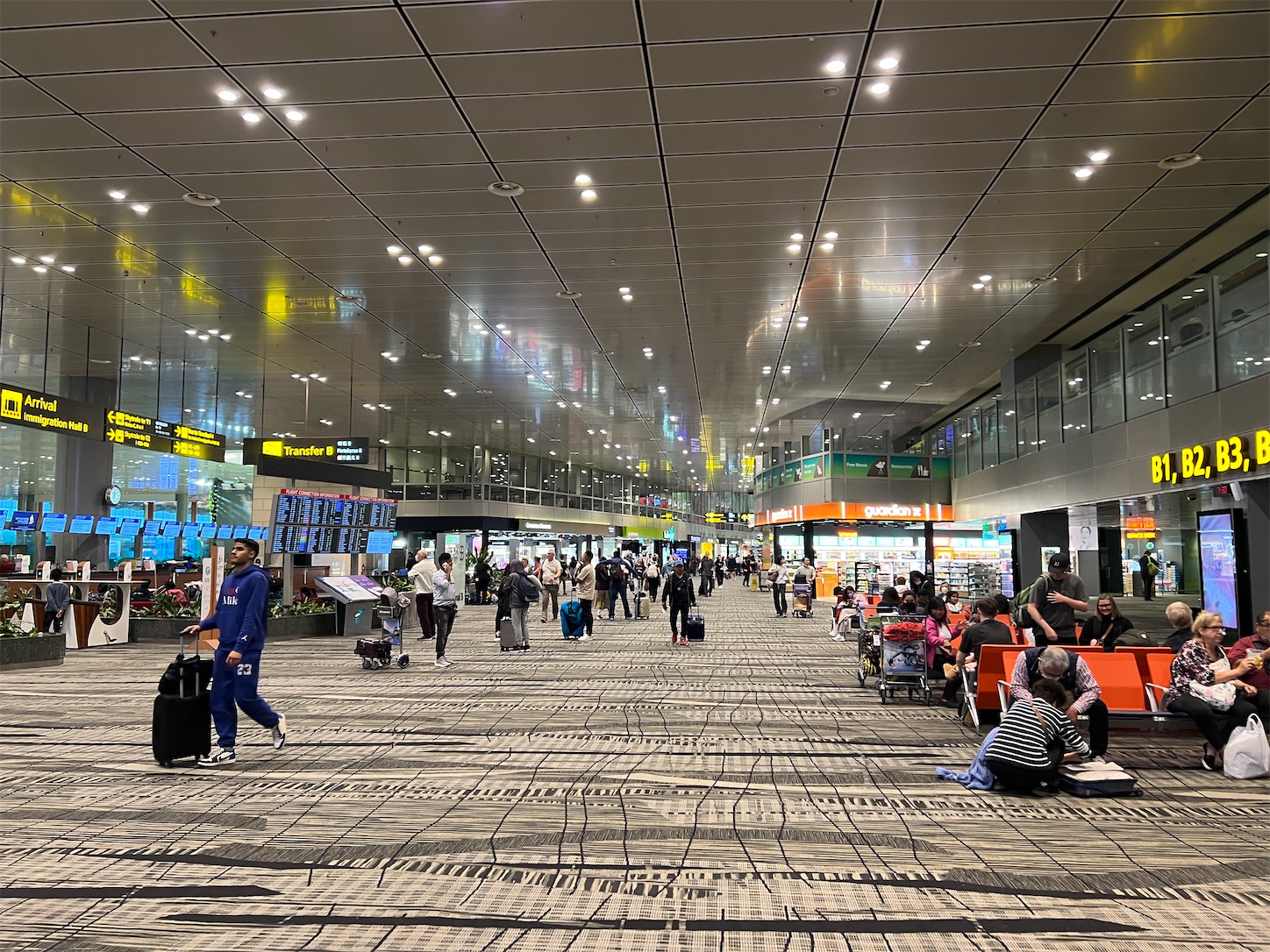 日本でも人気なSQ初体験！ シンガポール航空 シンガポール - ホーチミンシティ SQ178 エコノミークラス 搭乗記 - 航空三昧