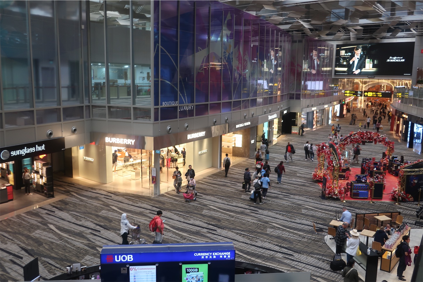 日本でも人気なSQ初体験！ シンガポール航空 シンガポール - ホーチミンシティ SQ178 エコノミークラス 搭乗記 - 航空三昧