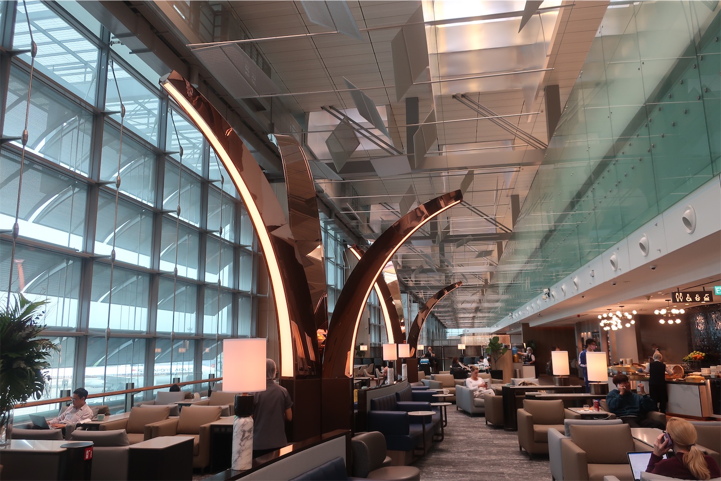 日本でも人気なSQ初体験！ シンガポール航空 シンガポール - ホーチミンシティ SQ178 エコノミークラス 搭乗記 - 航空三昧