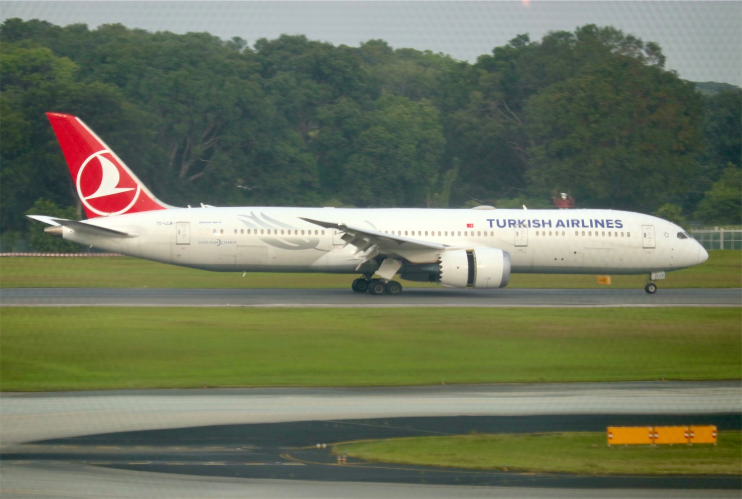 日本でも人気なSQ初体験！ シンガポール航空 シンガポール - ホーチミンシティ SQ178 エコノミークラス 搭乗記 - 航空三昧