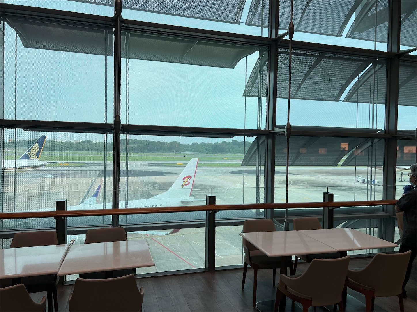 日本でも人気なSQ初体験！ シンガポール航空 シンガポール - ホーチミンシティ SQ178 エコノミークラス 搭乗記 - 航空三昧