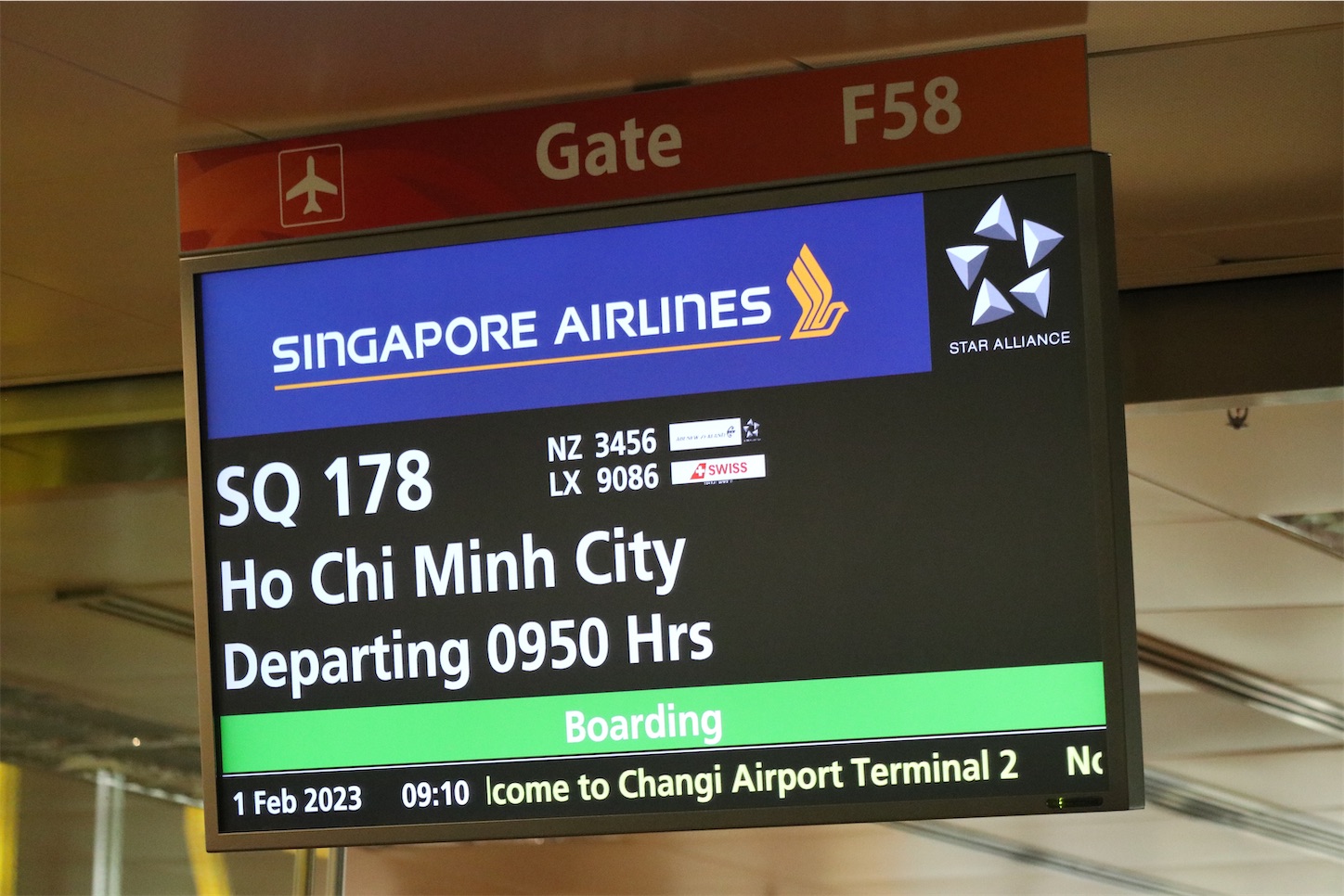 日本でも人気なSQ初体験！ シンガポール航空 シンガポール - ホーチミンシティ SQ178 エコノミークラス 搭乗記 - 航空三昧