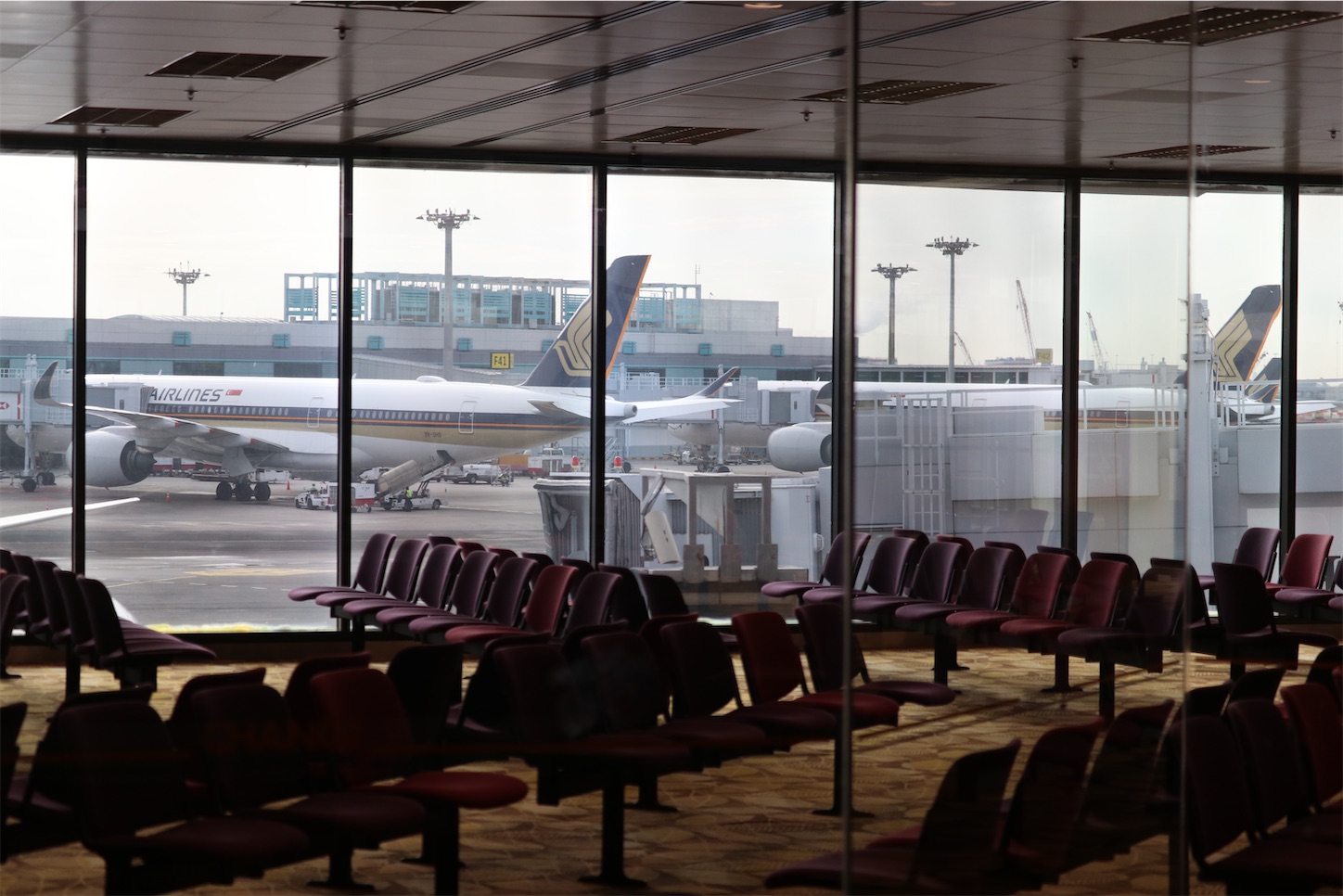 日本でも人気なSQ初体験！ シンガポール航空 シンガポール - ホーチミンシティ SQ178 エコノミークラス 搭乗記 - 航空三昧