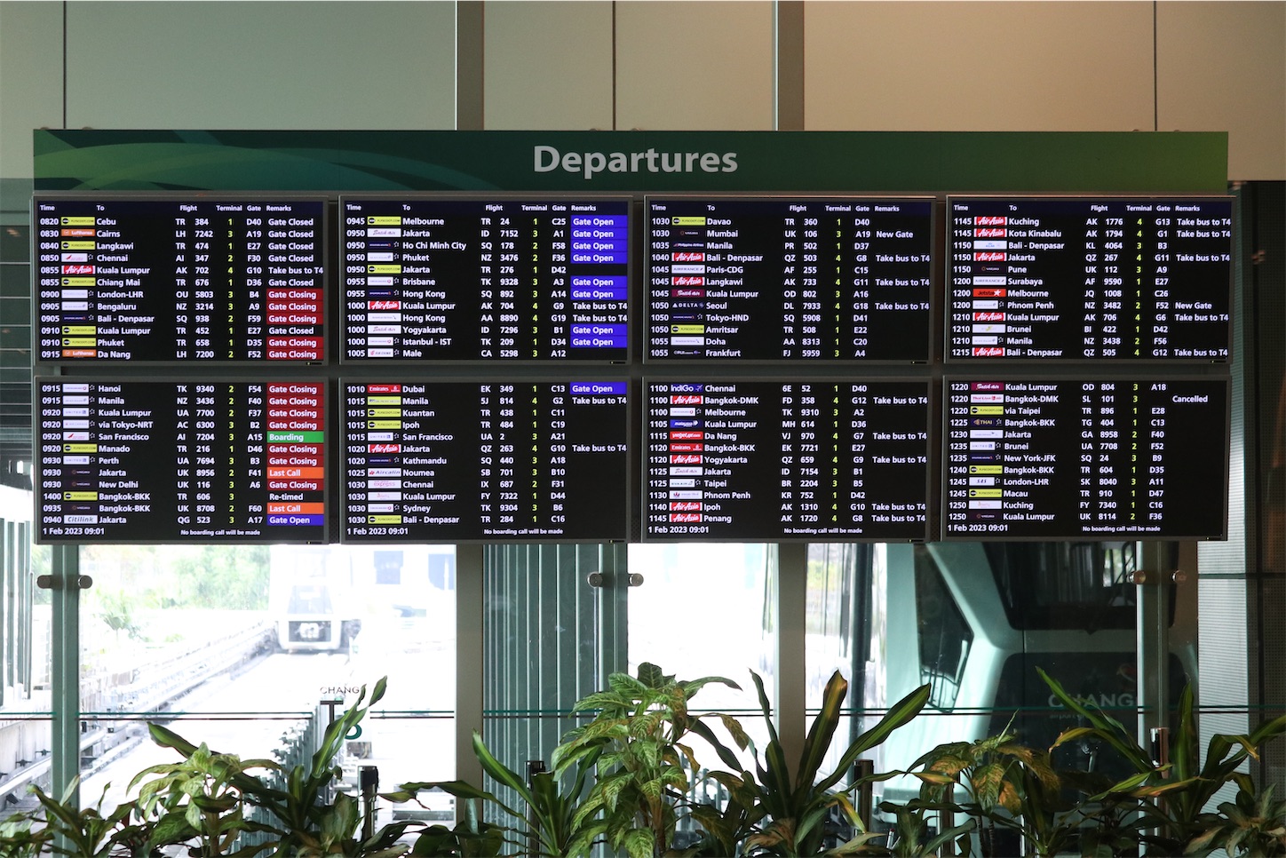 日本でも人気なSQ初体験！ シンガポール航空 シンガポール - ホーチミンシティ SQ178 エコノミークラス 搭乗記 - 航空三昧