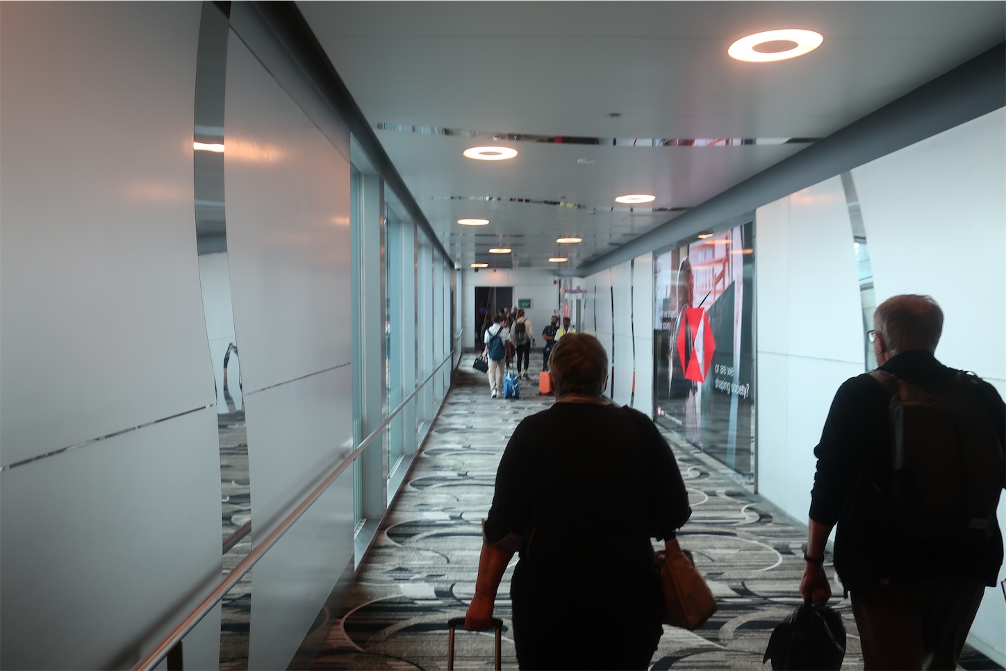 日本でも人気なSQ初体験！ シンガポール航空 シンガポール - ホーチミンシティ SQ178 エコノミークラス 搭乗記 - 航空三昧