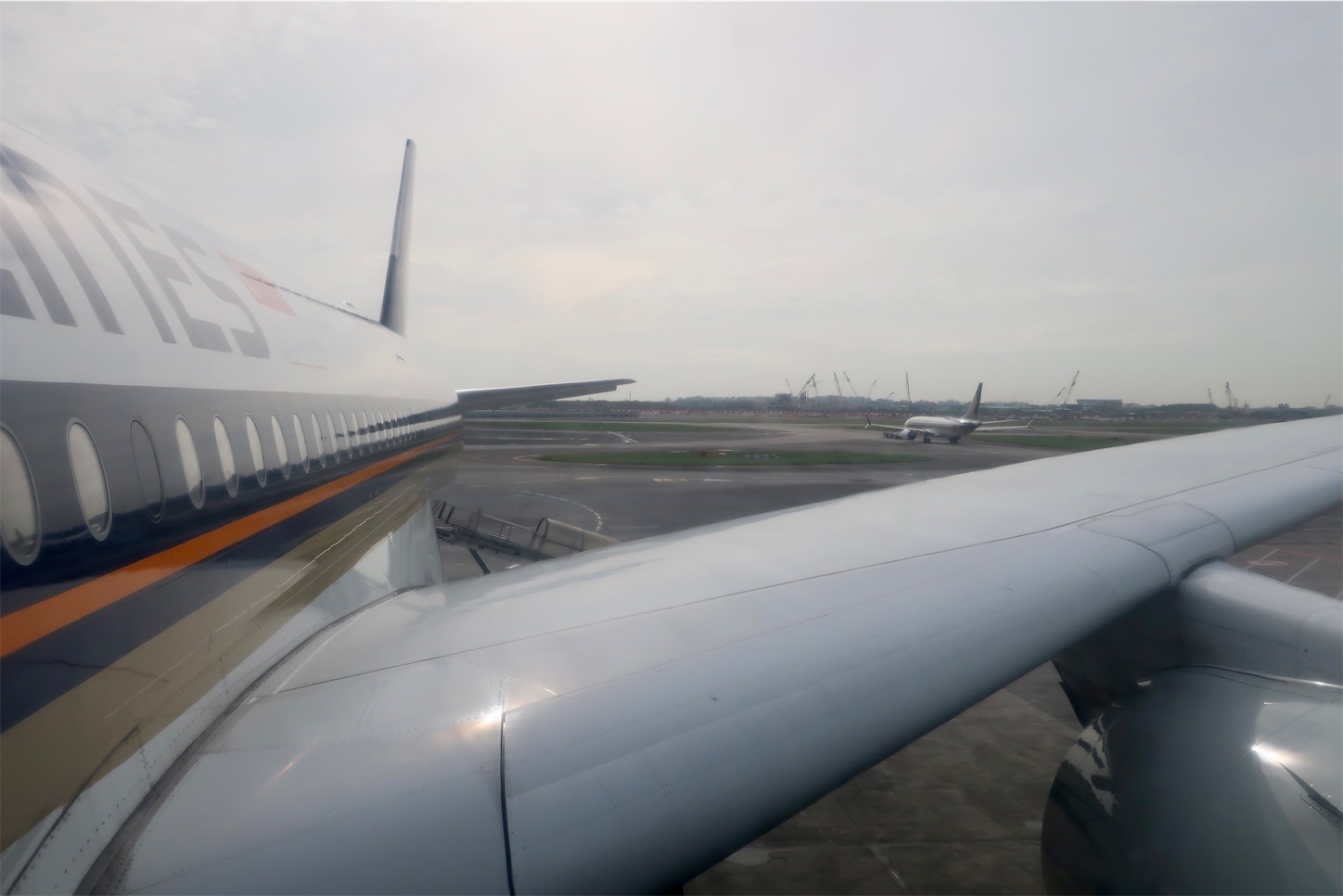 日本でも人気なSQ初体験！ シンガポール航空 シンガポール - ホーチミンシティ SQ178 エコノミークラス 搭乗記 - 航空三昧