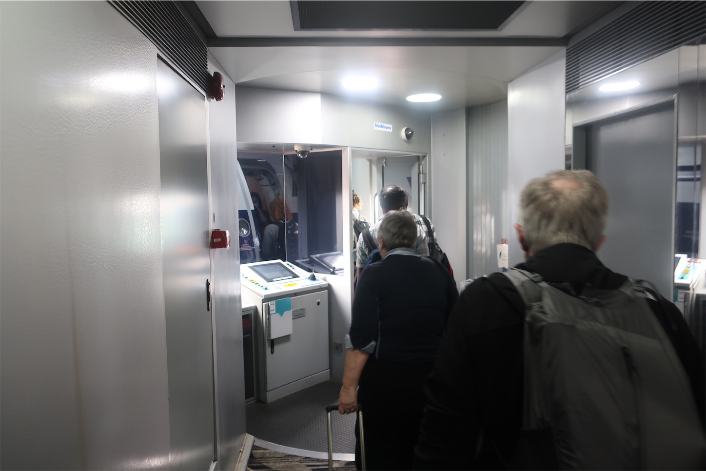 日本でも人気なSQ初体験！ シンガポール航空 シンガポール - ホーチミンシティ SQ178 エコノミークラス 搭乗記 - 航空三昧