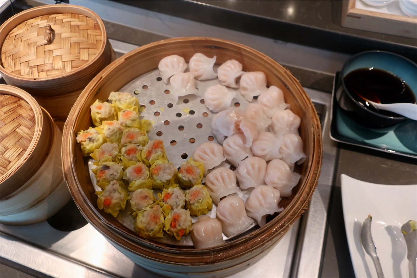 日本でも人気なSQ初体験！ シンガポール航空 シンガポール - ホーチミンシティ SQ178 エコノミークラス 搭乗記 - 航空三昧