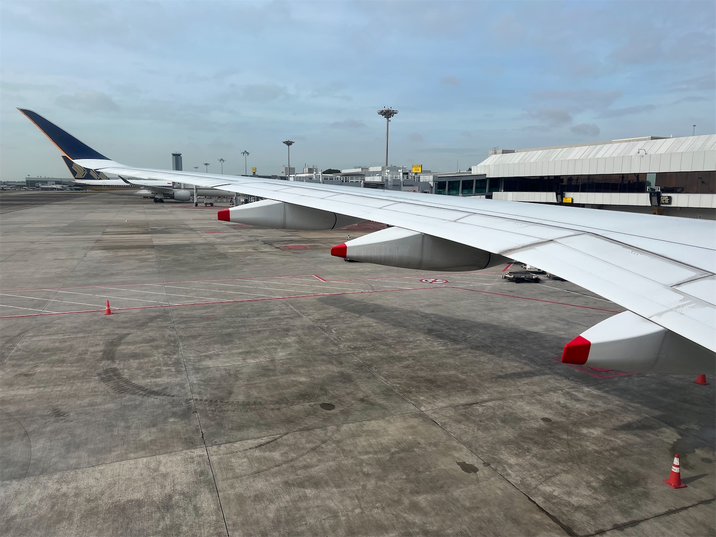 日本でも人気なSQ初体験！ シンガポール航空 シンガポール - ホーチミンシティ SQ178 エコノミークラス 搭乗記 - 航空三昧