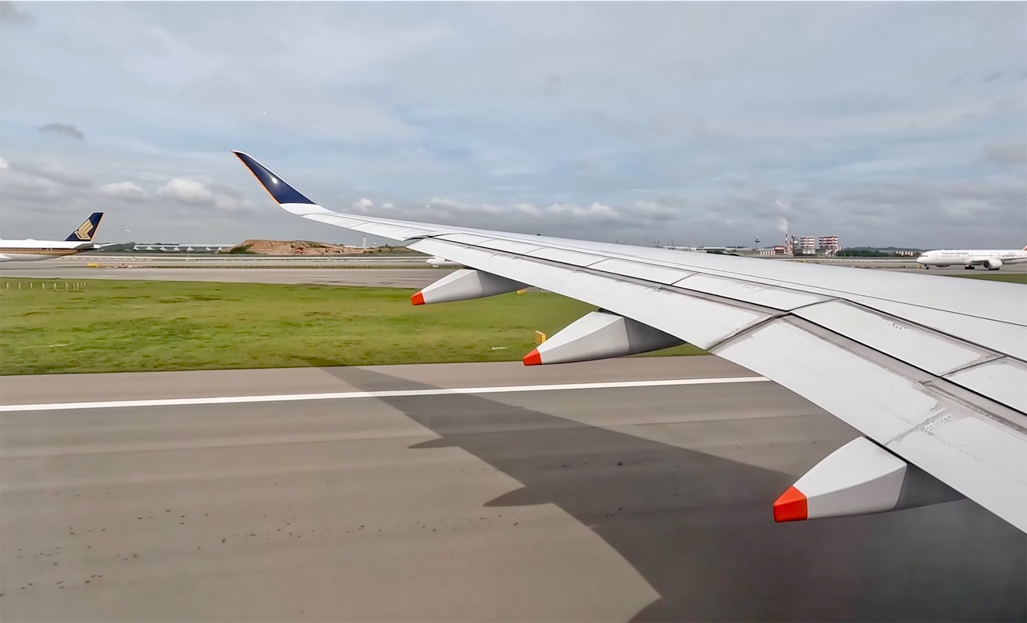 日本でも人気なSQ初体験！ シンガポール航空 シンガポール - ホーチミンシティ SQ178 エコノミークラス 搭乗記 - 航空三昧