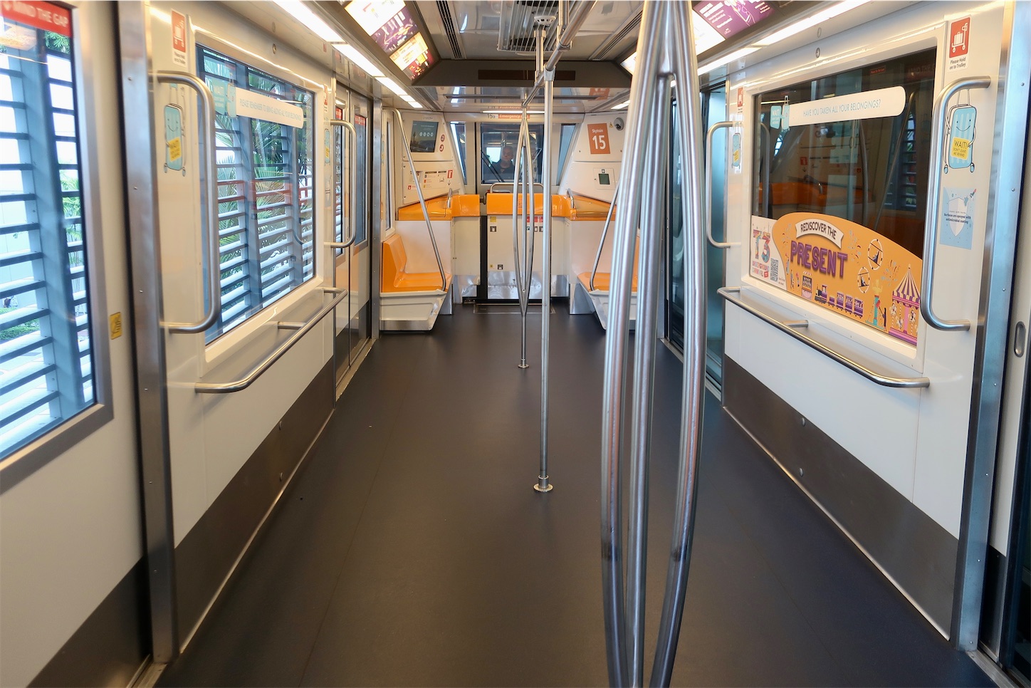 日本でも人気なSQ初体験！ シンガポール航空 シンガポール - ホーチミンシティ SQ178 エコノミークラス 搭乗記 - 航空三昧