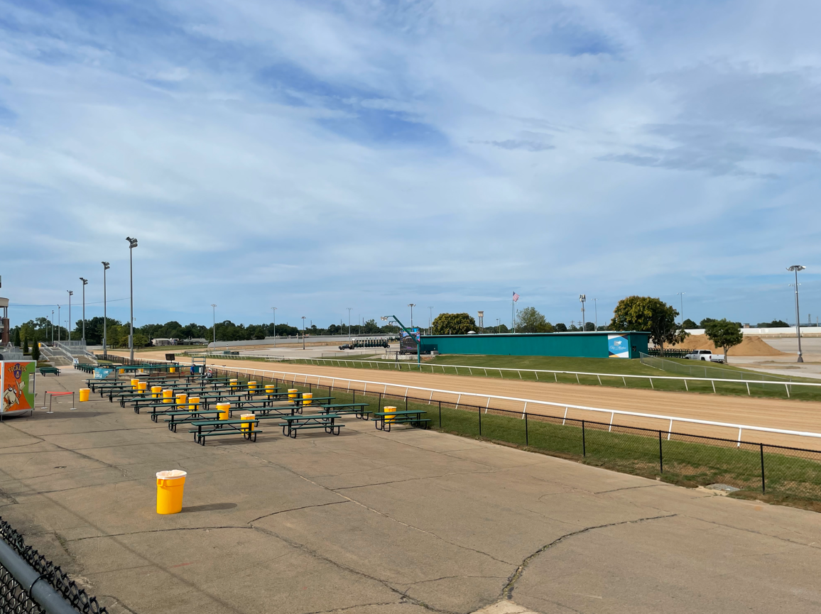 【アメリカ競馬】フェアメドウズ競馬場（Fair Meadows Race Track） - EssentialQualityの日記