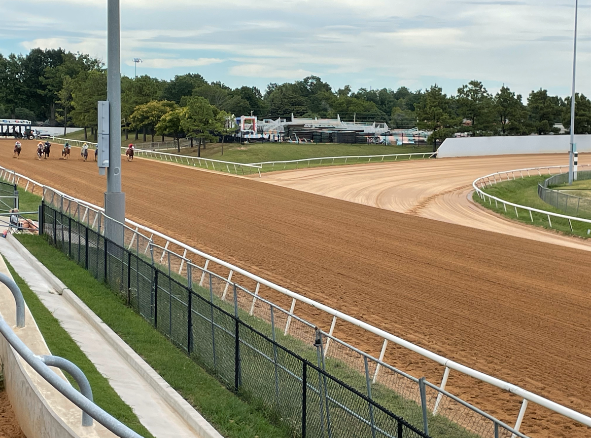 【アメリカ競馬】フェアメドウズ競馬場（Fair Meadows Race Track） - EssentialQualityの日記