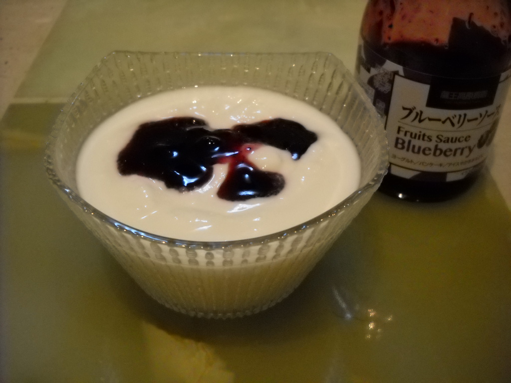 自家製の明治のR-1ヨーグルトを半年食べ続けたら、遂にヨーグルトメーカーを買うことに！ - Ethan 爺さんのよろず言