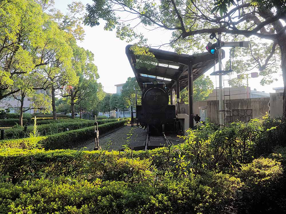 平塚市博物館の屋外にて「D52 403」を見る - Etsuro1のブログ