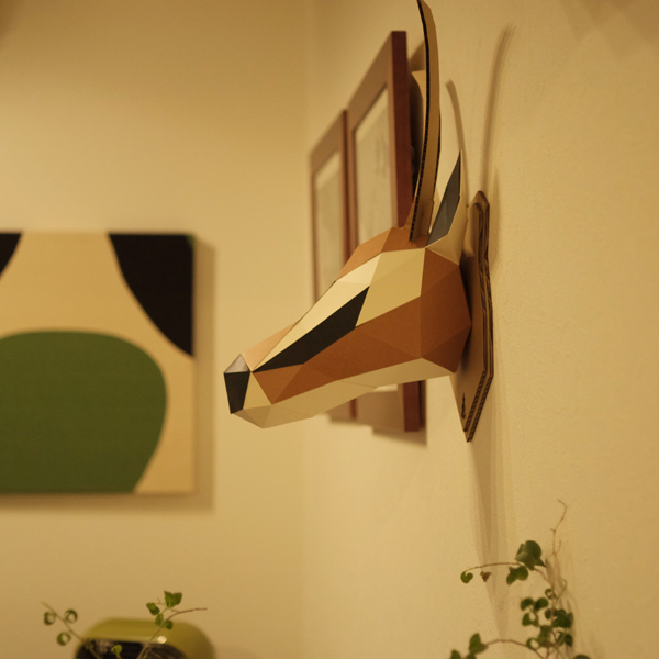 bog craftのKAKUKAKU WALLがかわいい！我が家にガゼルの彫像が！ - GAJUMARU