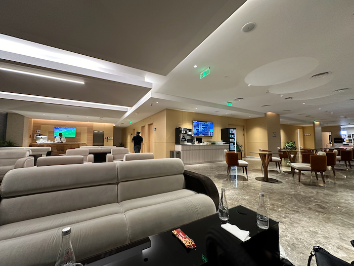 モルディブのヴェラナ国際空港のVIPラウンジ＠The Maamahi Executive Lounge - 香港極妻日記
