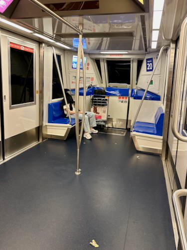 シンガポール航空のSQ438、Airbus A350-900のビジネスクラス＠シンガポール発、マレ行き、 - 香港極妻日記