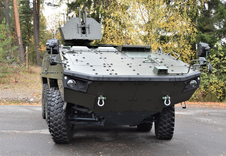 パトリアAMV XP装輪装甲車の 日本での生産は9月から - 薬を飲み忘れないようにしないとね