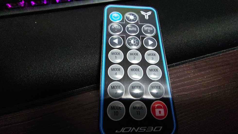 マザーボードにアドレサブルRGB端子がないときに重宝するjonsbo rgb controllerのご紹介。 - はぎわらの趣味のブログ