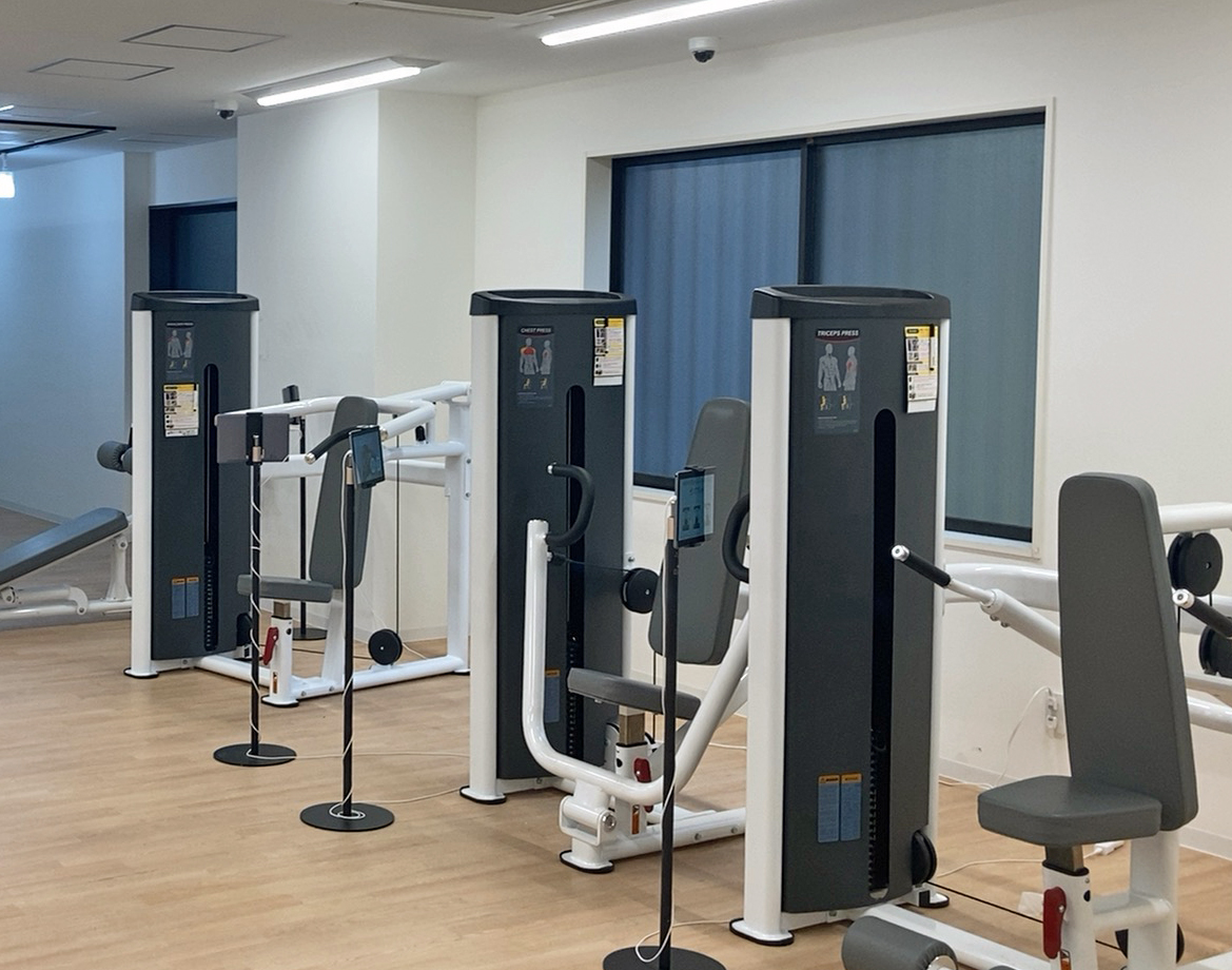 【chocoZAP会員限定】HUAWEI FreeClipが超ウルトラ爆安価格で販売中！ - 餃子ランナーは電子機器の夢を見るか？