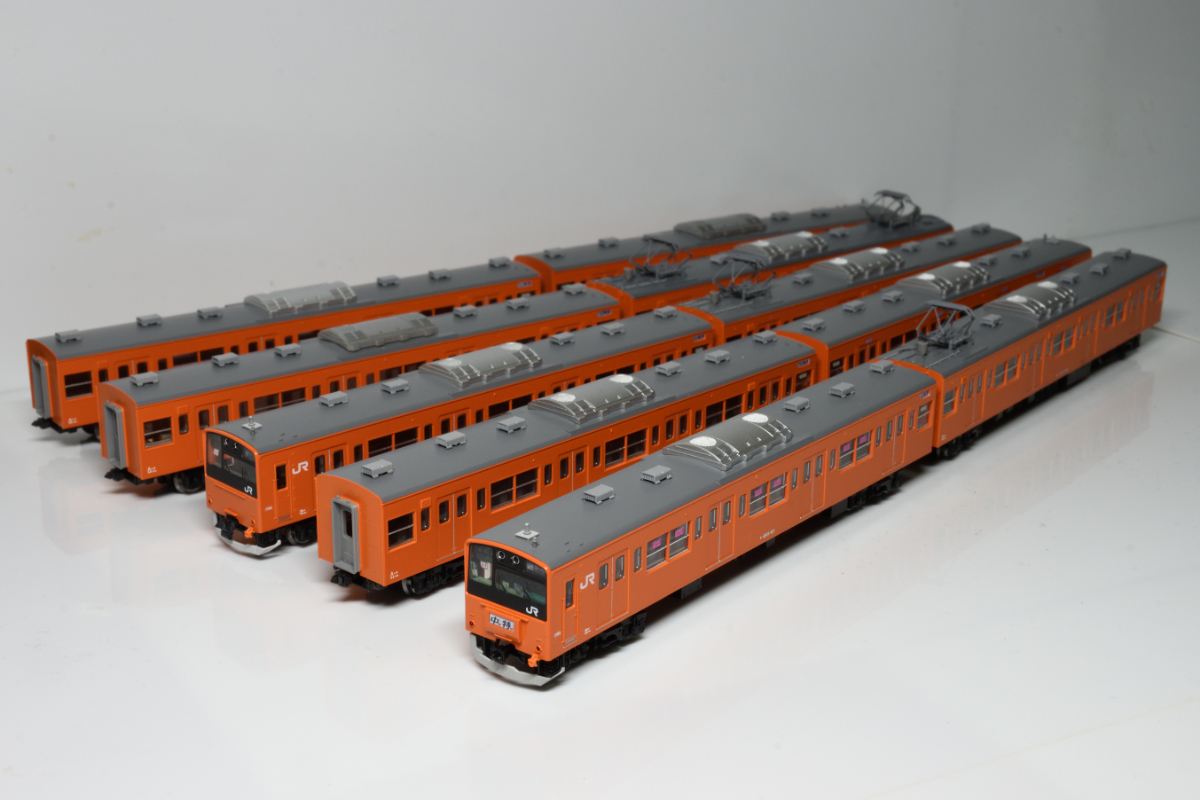 Tomix 201系 H24編成(霜取りパンタグラフ搭載編成)の製作 - 中央快速書庫